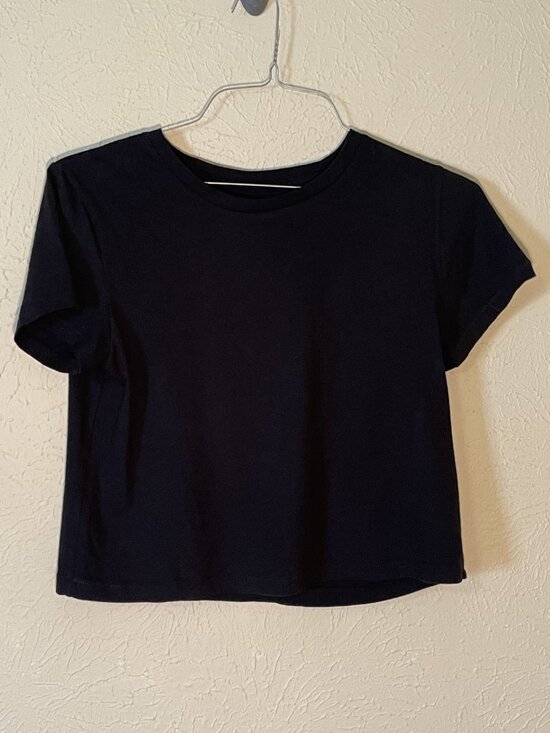 Universal Thread | Tops | Universal Thread Short Sleeve Cotton Cropped ...